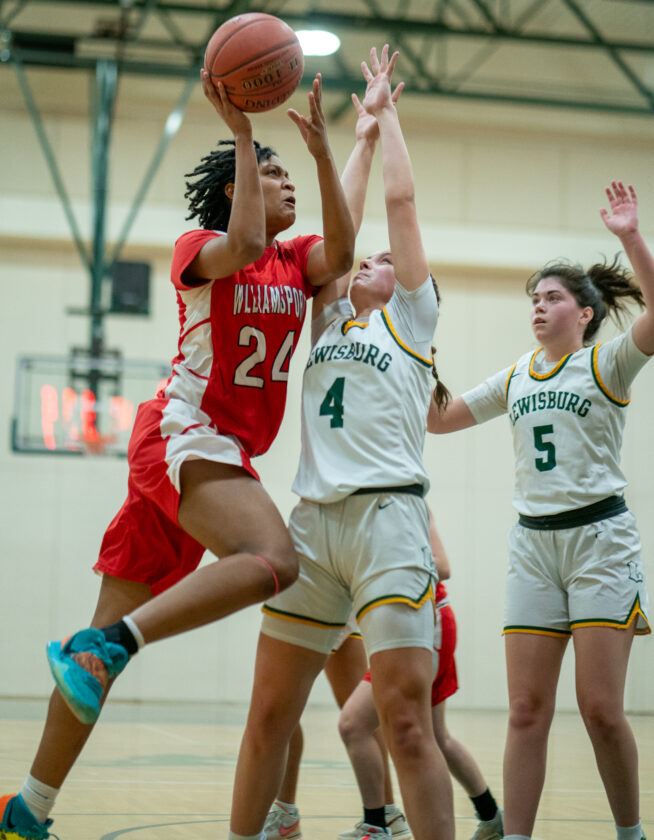 Fighting on: Tutler bounces back from early injury and leads ...